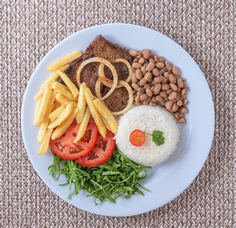 Executivo Do Prato Picanha Fogos Arroz E Feijões Imagem de Stock