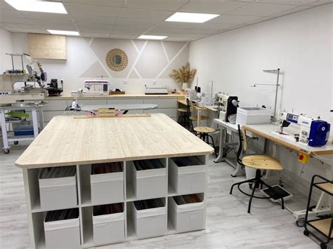 Am Nagement D Un Atelier Couture Avec Ilicut Sewing Room Design