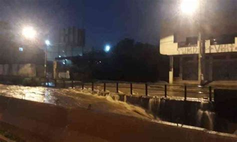 Chuva Forte Causa Alagamentos Em Avenidas De Bh Gerais Estado De Minas