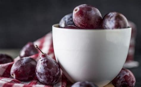 Ciruelas Todas Sus Propiedades Y Beneficios Para La Salud