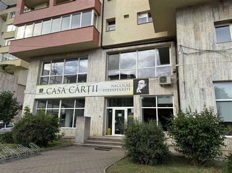 Cea mai veche librărie din Bistrița se închide