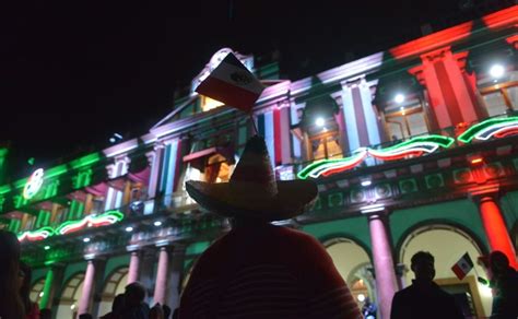 Estos fueron los 20 vivas que gritó AMLO
