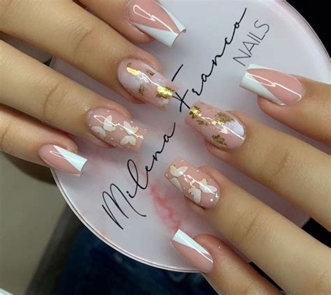 Pin De Lorena Barona En Uñas De Gel Bonitas Manicura De Uñas Manicura Uñas Elegantes Y Sencillas