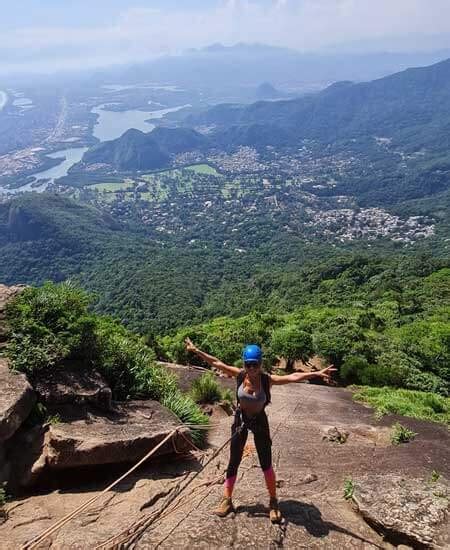 Trilha Pedra da Gávea Vídeo de Drone Rolê das Trilhas e Trips