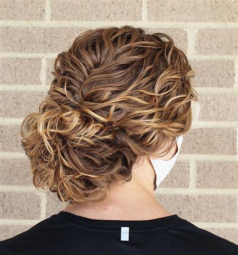 30 Best Prom Hairstyle Ideas To Elevate Your Look Artofit