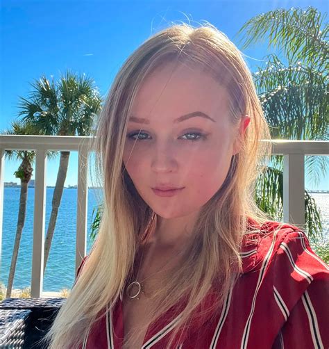Natalia Queen A Comprehensive Biography Including Age Height Figure And Net Worth Bio