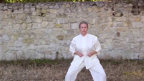 Qi Gong Extraits Des Pi Ces De Brocart Ba Duan Jin Youtube