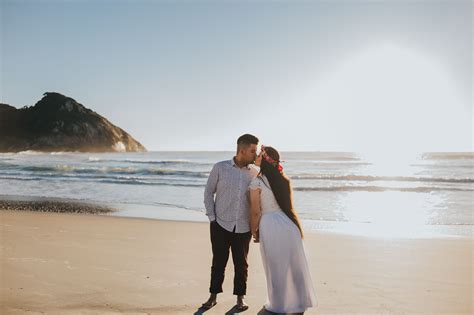 Pin Em ENSAIO Casal Na Praia