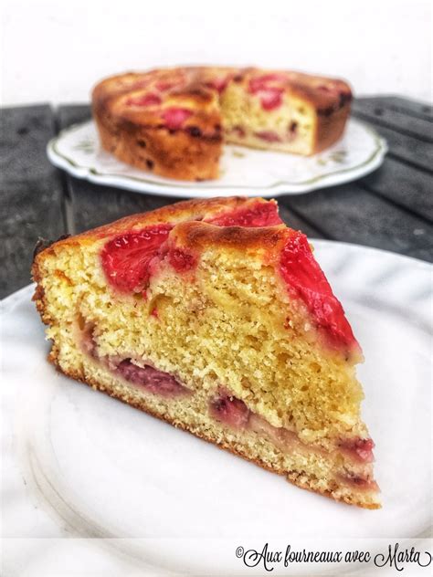 Gâteau yaourt fraises Aux Fourneaux avec Marta