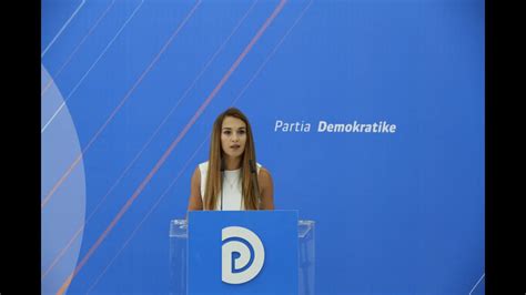 Do lërë emisionin e dashurisë për politikën Oriela Nebiaj pranon