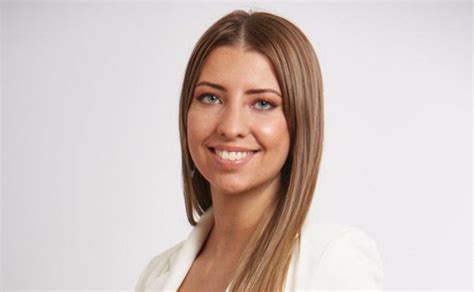 Lara López Calvo la nueva cara de la economía