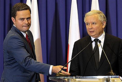 Hofman Tusk szuka koła ratunkowego