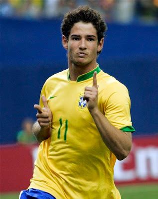 Famous Soccer Players Blog DDI Handsome Soccer Star Alexandre Pato