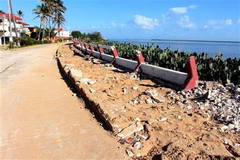 Modernización del Malecón Antiguo de Coatzacoalcos va en tiempo y forma