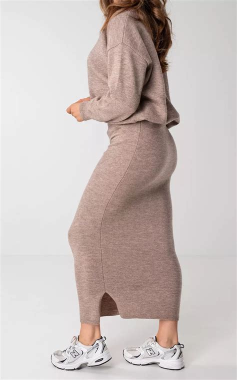 Set Met Trui En Rok Taupe Guts Gusto Gutsgusto