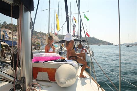 The Truth About Yacht Week 6 Things To Know Before You Go Glitterandmud