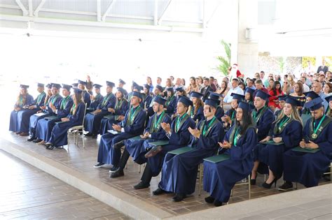 Ceremonia de Graduación Prom 2022 Ciudad Educadora Espíritu Santo