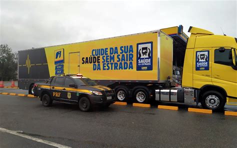 Campanha pela saúde do caminhoneiro acontece na BR 101 em Joinville SCC10