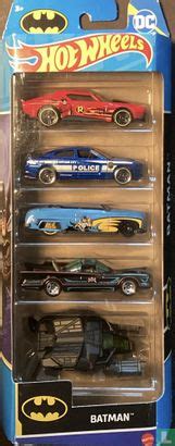 Batman 5 Pack HLY68 2023 Hot Wheels LastDodo
