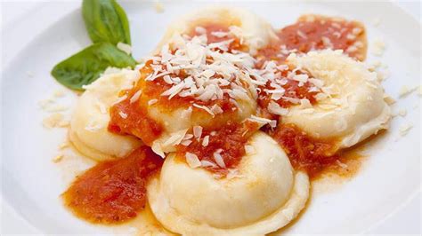 Sorrentinos caseros de jamón y queso la receta infalible para