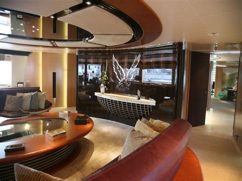 Sinnex SY Maltese Falcon