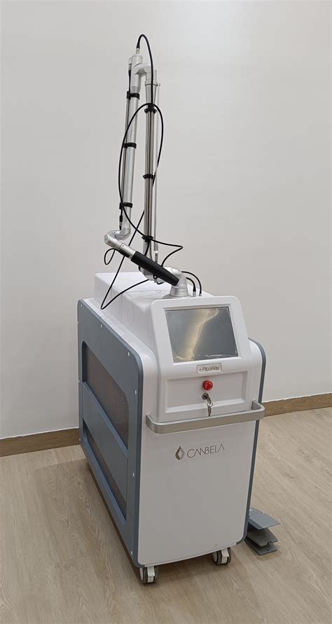 White And Gray 50HZ Picosecond Q Switched Nd YAG Laser Machine For