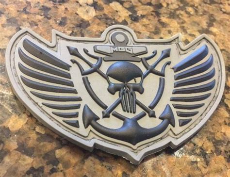 An Emblem On The Side Of A Counter Top With A Skull And Crossbones