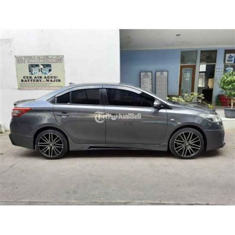 Mobil Sedan Toyota Vios Limo Gen 3 2014 Bekas Full Upgrade Bergaransi
