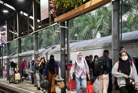 Mudik Ceria Penuh Makna KAI Divre IV Tanjungkarang Siapkan Sarana Dan