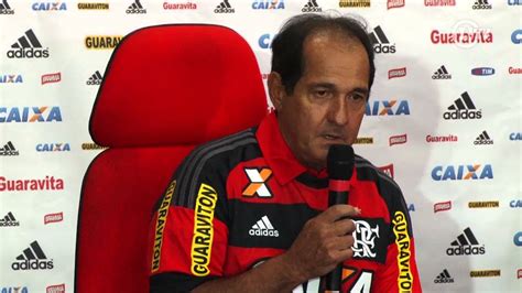 Isso aqui é Flamengo Muricy é apresentado prometendo muito trabalho
