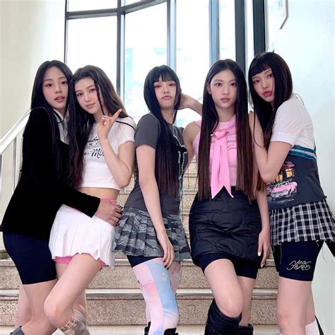 Pin by ㅤ on newjeans New jeans style Kpop fashion Outfit y2k