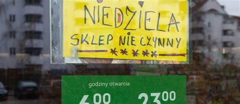 Zakaz handlu w niedzielę Czy w niedzielę 17 09 2023 sklepy są