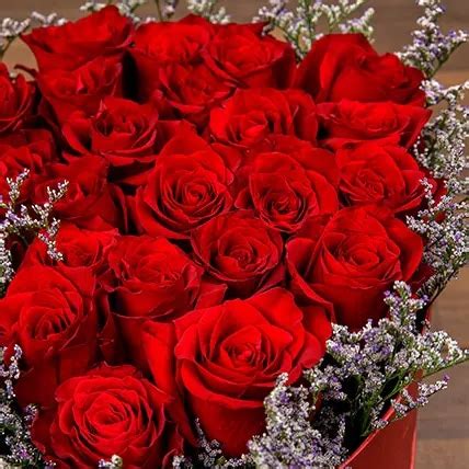 Red Roses In Heart Shape Box I Valentine Roses To Pakistan