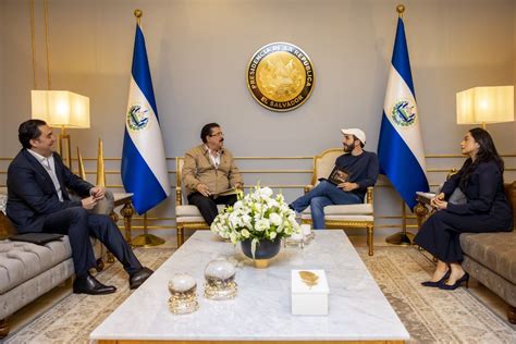 Gobierno De Honduras On Twitter El Asesor Presidencial Manuelzr Y