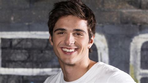 Jacob elordi leaked photos 61 фото