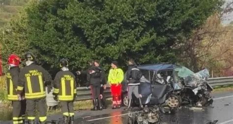Aksident Tragjik N Itali Dy Mjete P Rplasen Kok M Kok Me Nj Ra