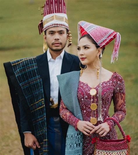 Jenis Jenis Baju Adat Pengantin Khas Batak Tobaria