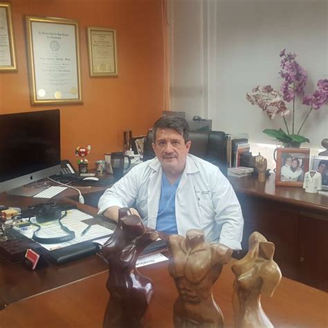 Cuidado estético en Ciudad de Guatemala con Dr Juan Carlos Galindo