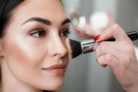 Los Secretos De Un Maquillaje Natural Y Duradero