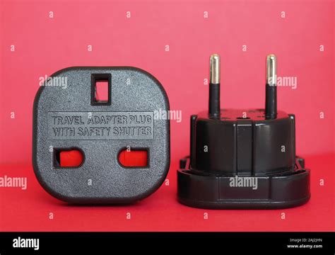 Type G British Socket To Type F Schuko Plug Travel Adapter With