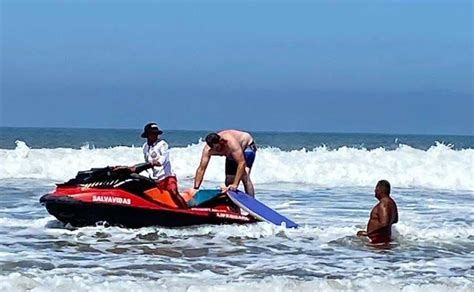 Restringen actividades y cierran playas de Mazatlán por alto oleaje