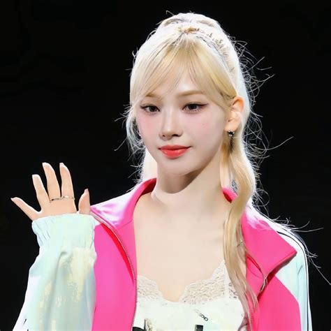 Karina Aespa Icons Lq Pfp Cute Fansite Pink Blonde Hair Karina