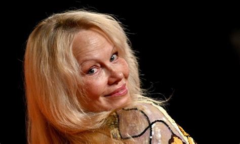 Pamela Anderson To Star With Liam Neeson In Naked Gun Movie News Hub Pro