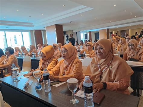 Ketua DWP Kemenag Aceh Ikuti Rakernas DWP 2024