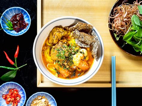 Mi Quang A Complete Guide To Quang Noodle Vietnamnomad