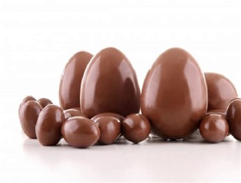Huevos De Pascua De Chocolate