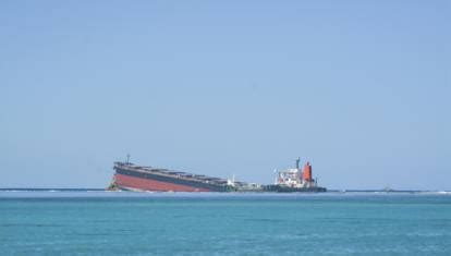 Disastro Della Petroliera Alle Isole Mauritius La Nave Che Perde
