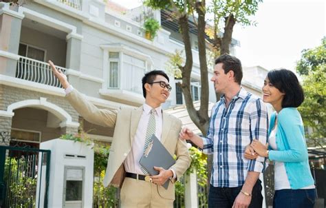 Comment se déroule la formation pour devenir agent immobilier