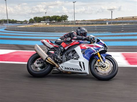 Honda CBR1000RR R Fireblade Unveiled At EICMA 2021 Atelier Yuwa Ciao Jp