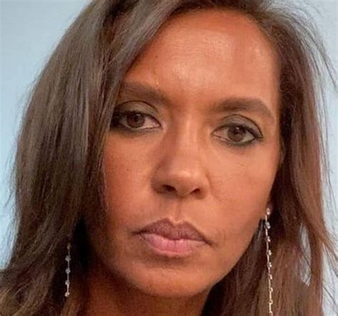 Karine Le Marchand fâchée avec Stéphane Plaza elle lui lance un